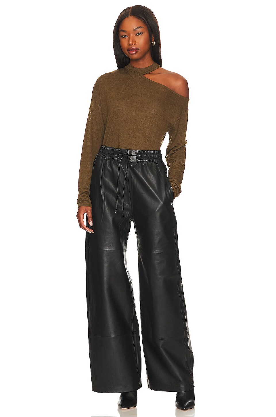 Sanctuary Full Time Lover Top in Olive Oil | REVOLVE