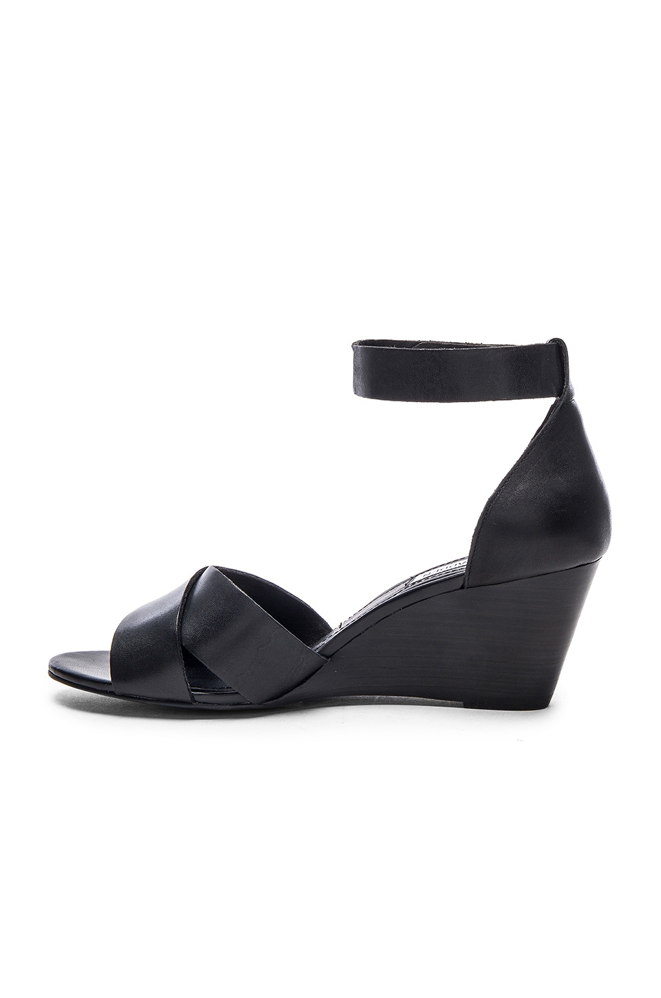 Steve Madden Nilla Sandal in Black | REVOLVE