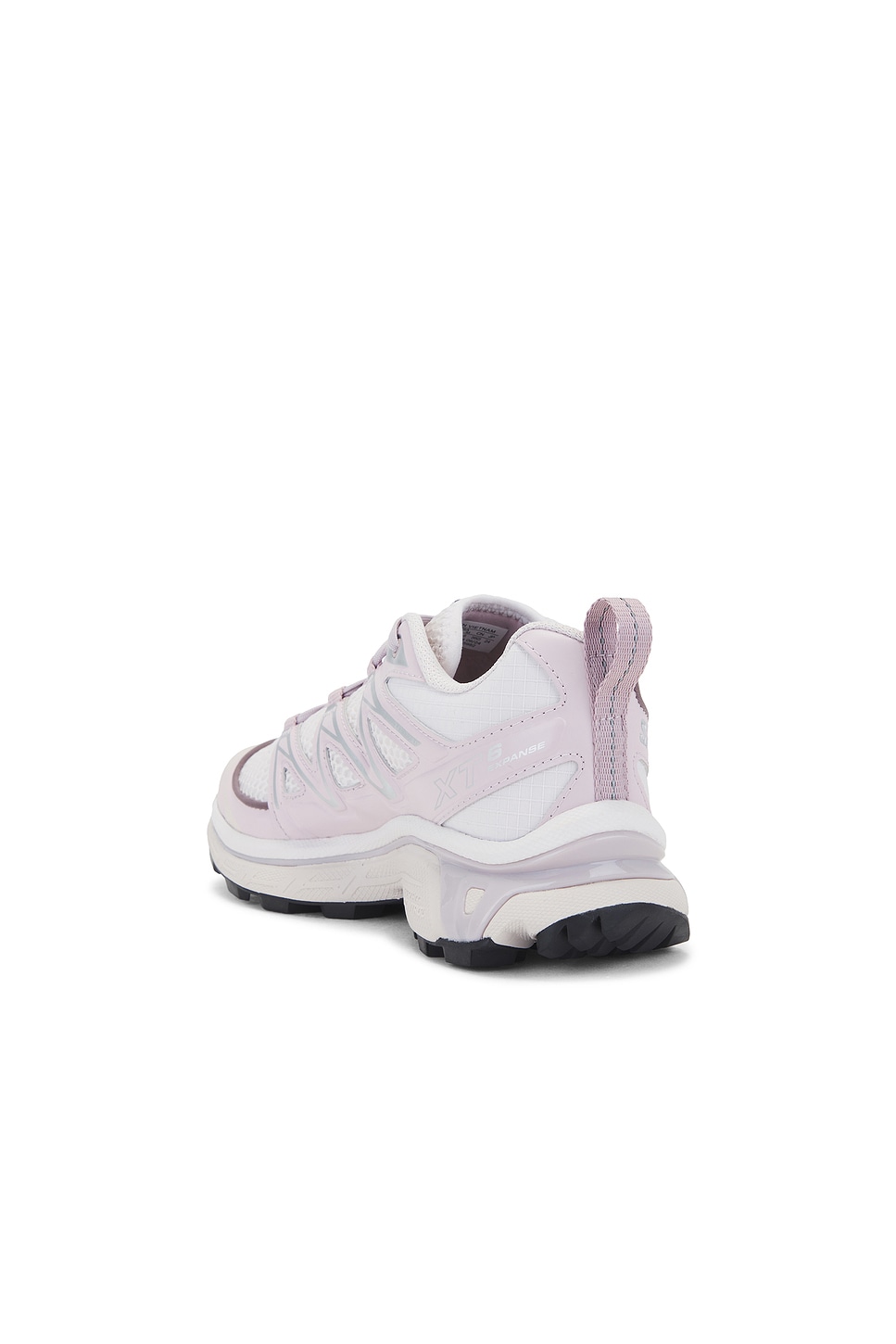 Salomon Xt-6 Expanse Seasonal in Lilac Ash, Cloud Gray, & Shark | REVOLVE