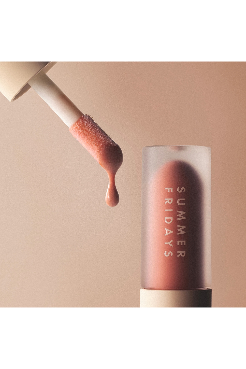 Summer Fridays Dream Lip Oil in Bare Sand | REVOLVE