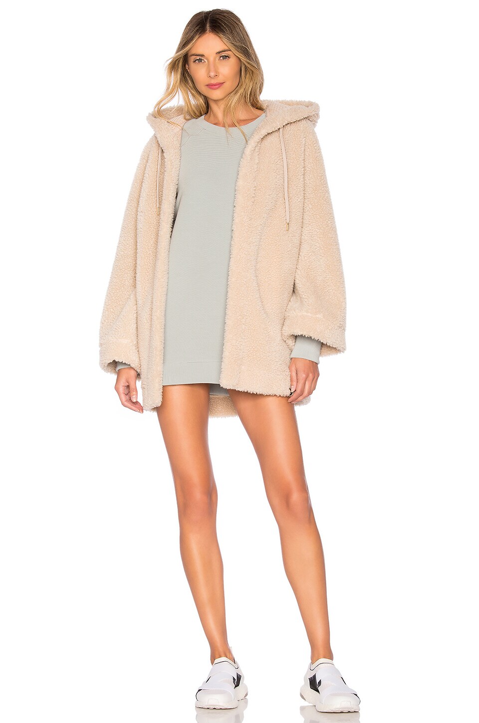 Varley Cowan Coat in Whispering Pink | REVOLVE