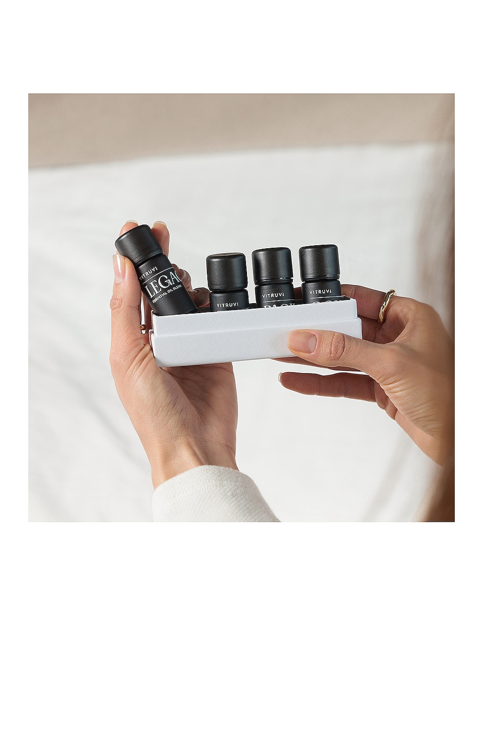 VITRUVI Signature Kit | REVOLVE