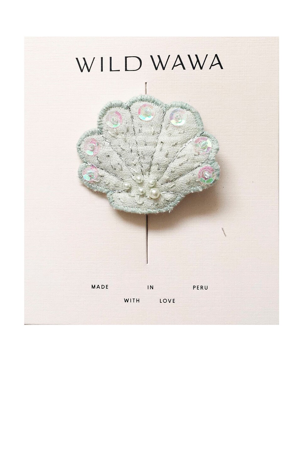 Wild Wawa Seashell Clip in Foam | REVOLVE